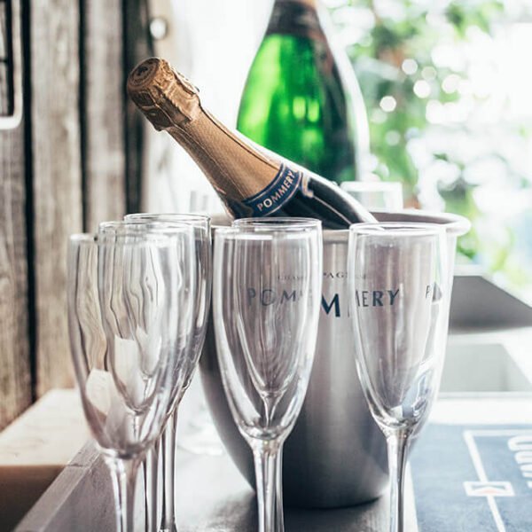 Club & Restaurant with Stunning Views of Poole Harbour - Lake Yard